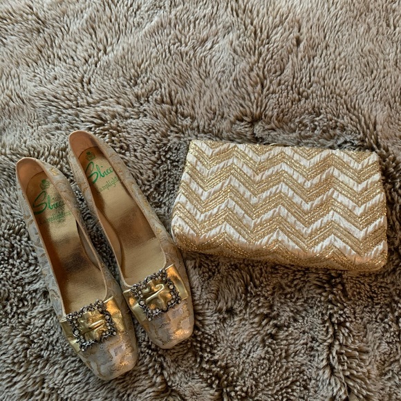 Sbicca | Shoes | Vintage Sbicca Gold Shoes With Buckle And Match Clutch ...